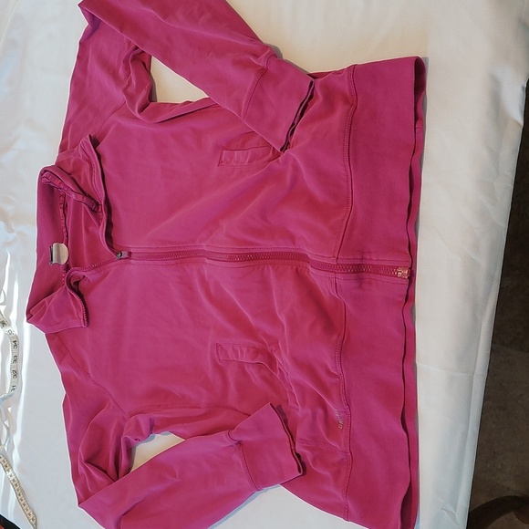 Nike | Jackets & Coats | Nike Dry Fit Pink Size Xl And Pocket Zipps Up ...